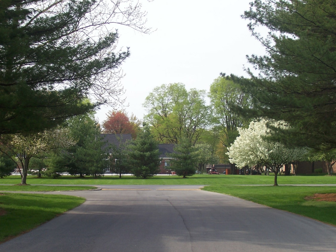 Fallwood - 5200 E Fall Creek Parkway North Dr Indianapolis, IN 46220 ...