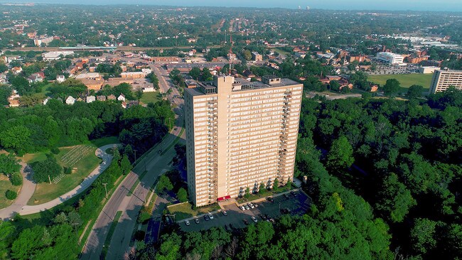 Lake Park Tower Apartments - East Cleveland, OH | Apartments.com
