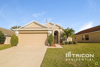 Randa Ridge Apartments for Rent with Hardwood Floors - Haines City, FL ...