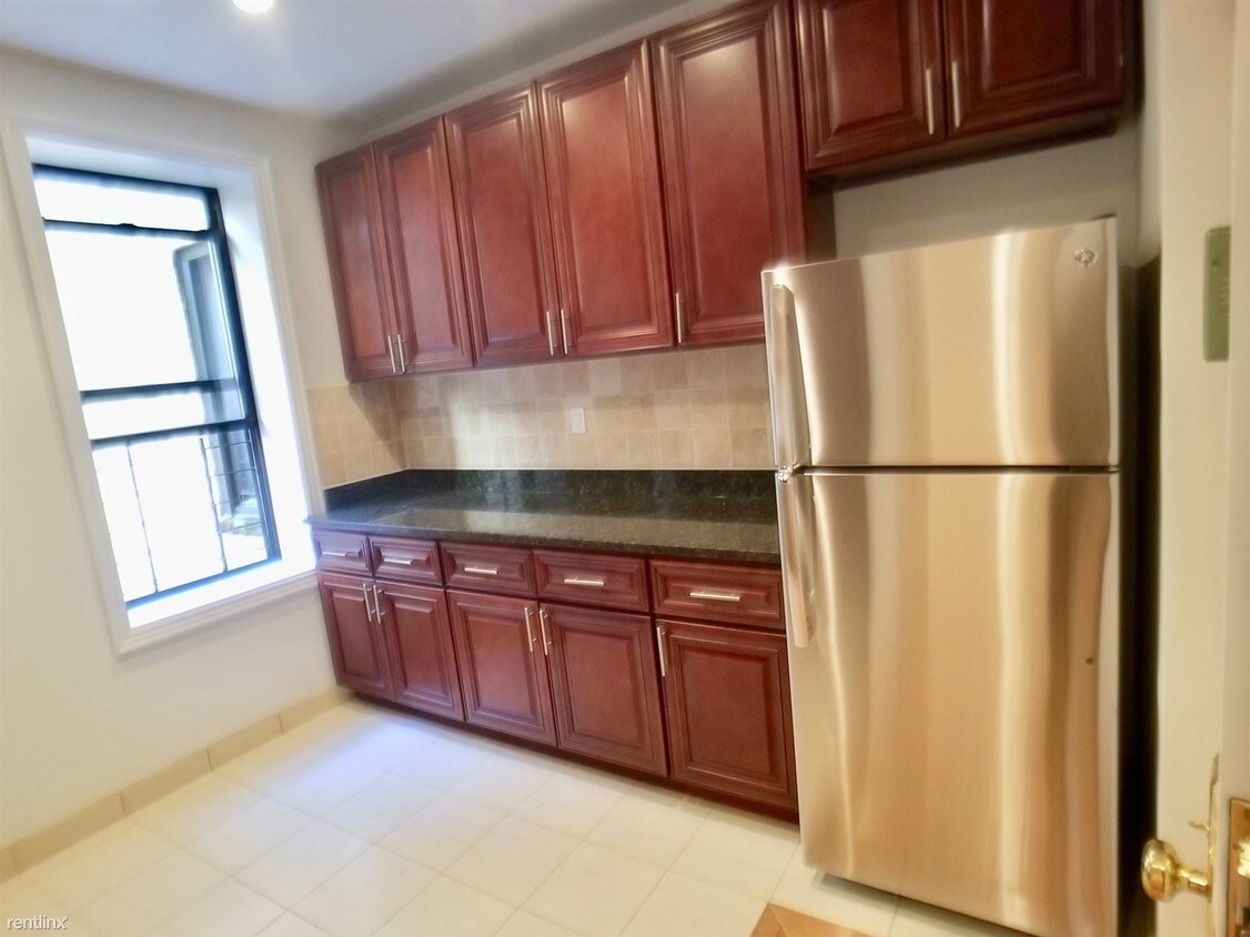 943 St Nicholas Ave, New York, NY 10032 - Condo for Rent in New York ...
