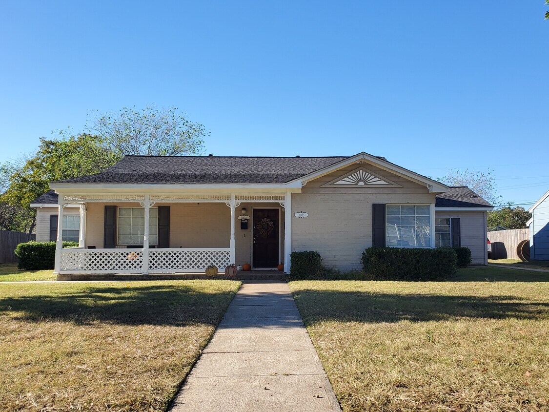 10135 Galway Dr, Dallas, TX 75218 - House Rental in Dallas, TX ...