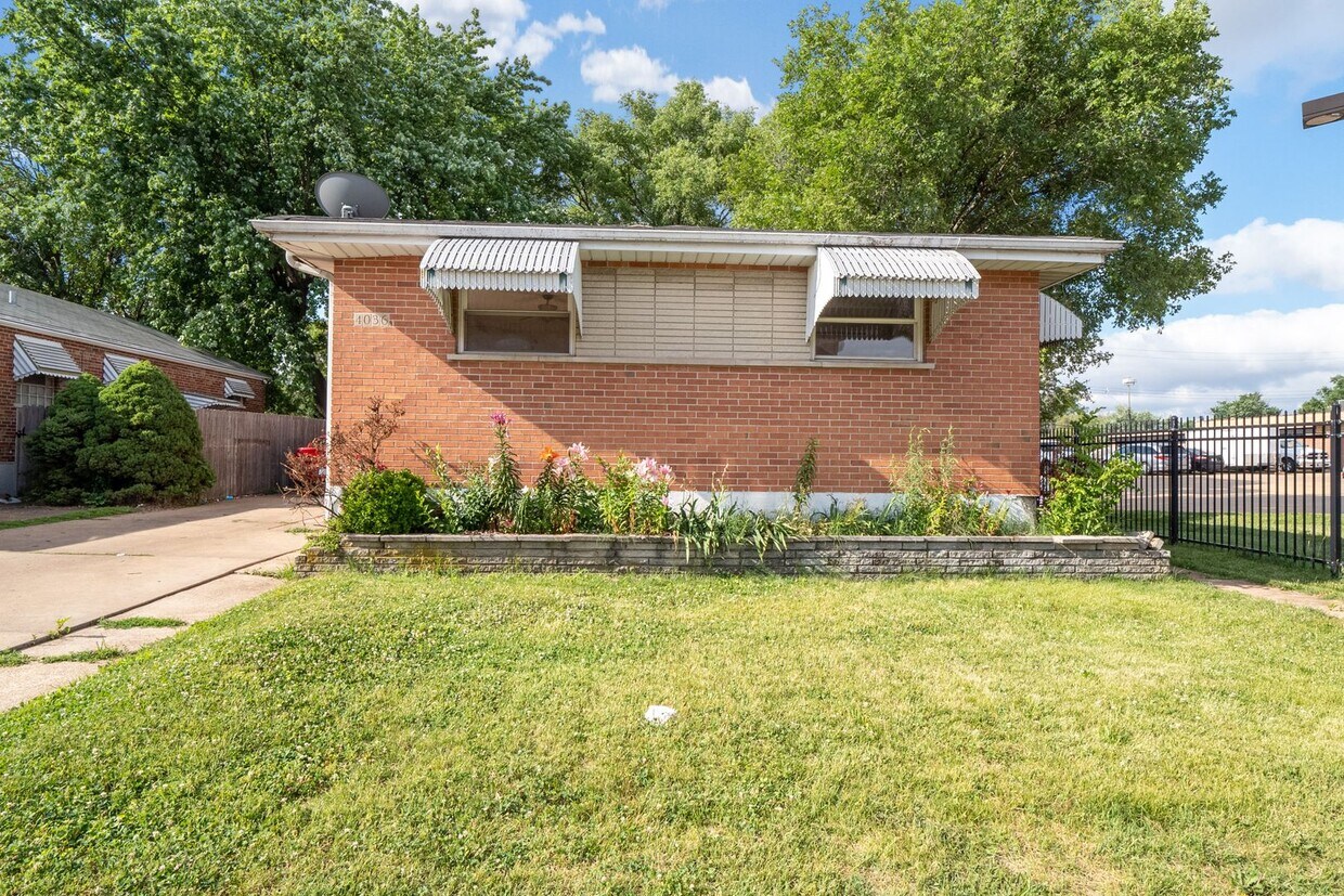 4036 Dunnica Ave Unit C, St. Louis, MO 63116 - Room for Rent in St ...