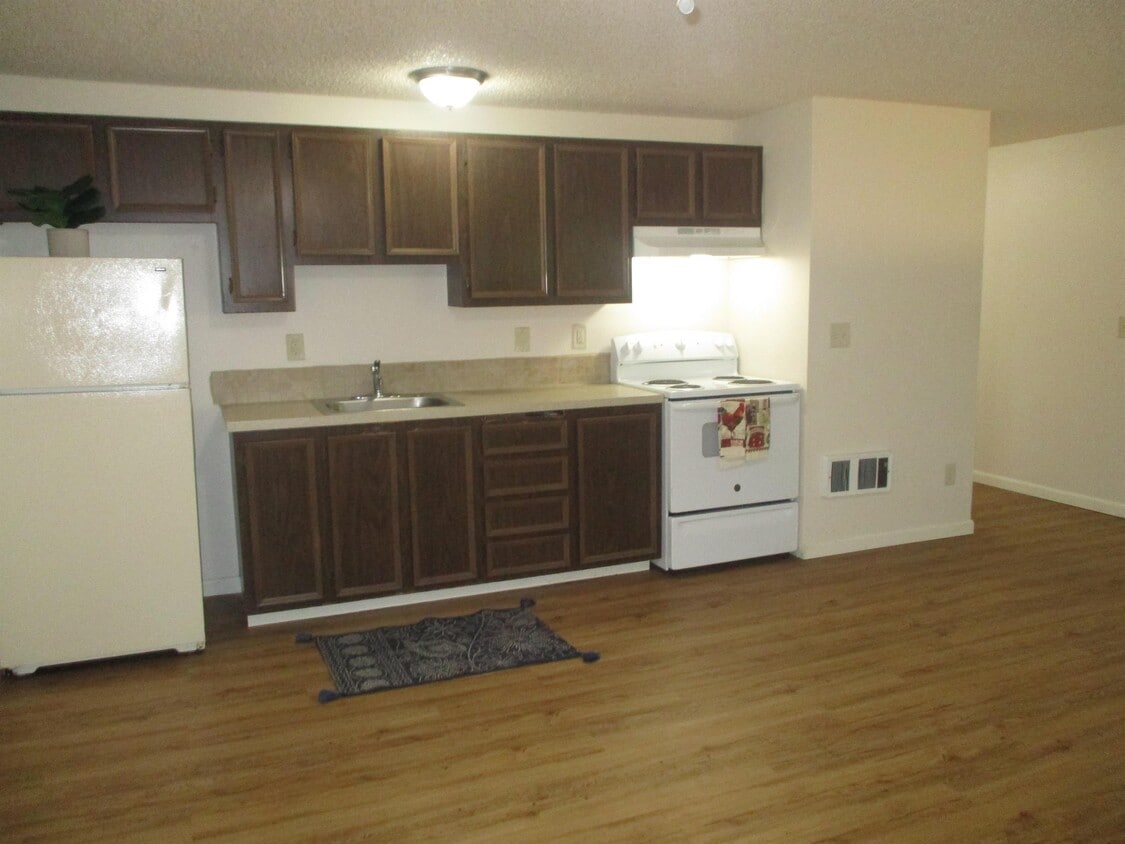 1291 NE Hogan Pl Unit 1291, Gresham, OR 97030 - Room for Rent in ...