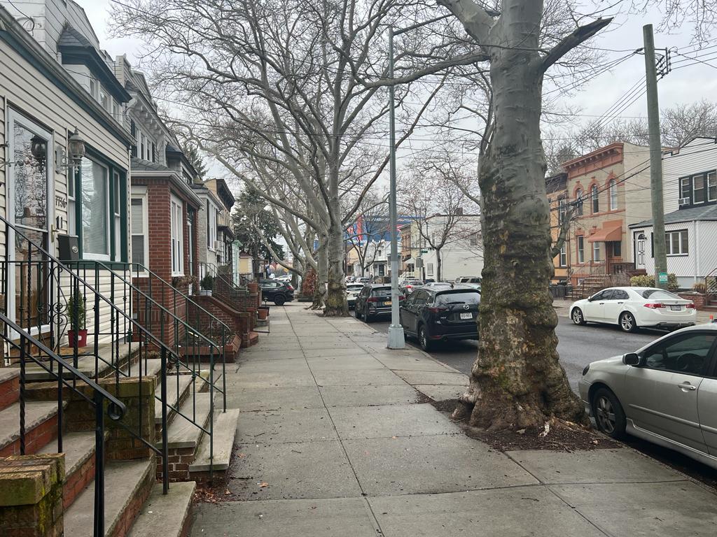 77-38 79th Place Unit Second floor, Glendale, NY 11385 - 77-38 79th ...