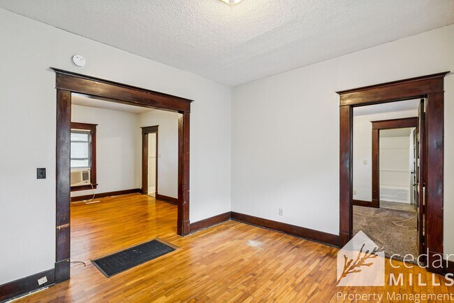 1642 N Holyoke St Unit 1642 N. Holyoke, Wichita, KS 67208 - Room for ...