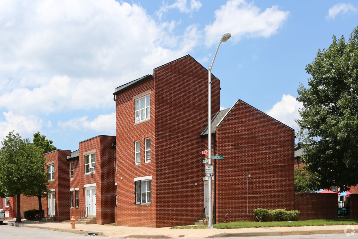 Queen Esther Apartments - 1300 E Lanvale St Baltimore, MD 21213 ...