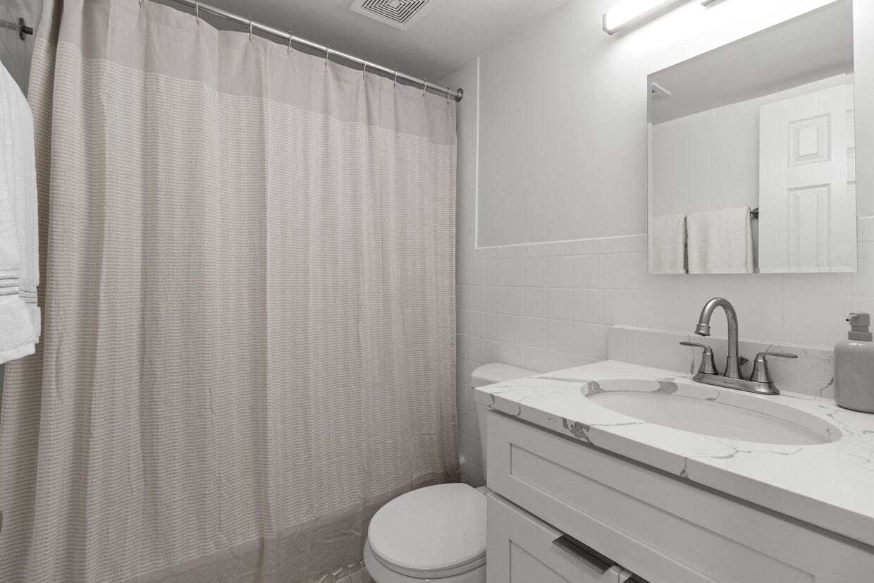 Halpine View - 13013 Crookston Ln Rockville, MD 20851 | Apartments.com
