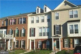 Ashbrook Apartments for Rent with Hardwood Floors - Ashburn, VA ...