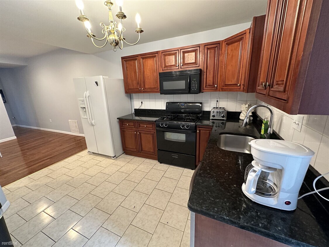 1300 James St, Baltimore, MD 21223 - House Rental in Baltimore, MD ...