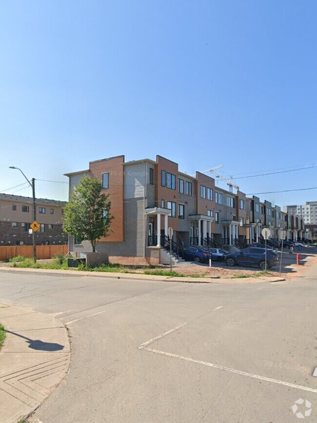 Hamilton Central East B Hamilton Apartments for Rent - Hamilton, ON - 5 ...