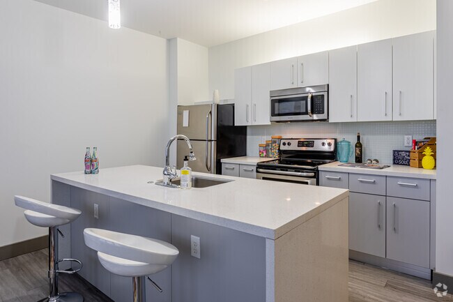Park East - Sky Eleven - 331 Park Central E Springfield, MO 65806 ...