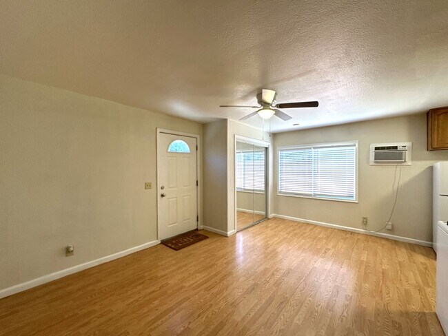 3122-3132 W Wendell Ave Unit 3132 B, Stockton, CA 95204 - Room for Rent ...