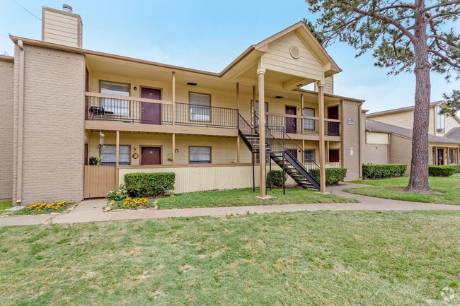 Harvest Bend Apartments for Rent with Extra Storage - Houston, TX - 28 ...