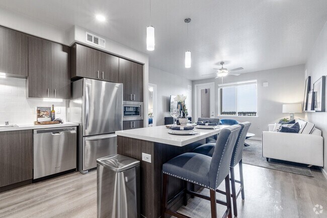 Chelsea Ridge Apartments for Rent with Hardwood Floors - Folsom, CA ...