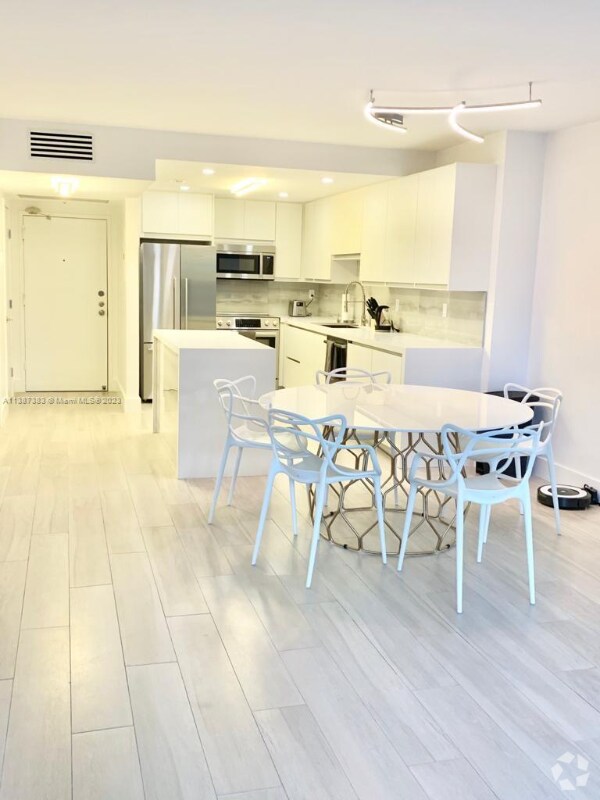 Miami Beach Boardwalk Apartments for Rent with a Garage - Miami Beach, FL - 19 Rentals ...