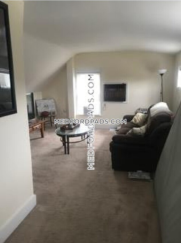 5 Maple Ave, Medford, MA 02155 | Apartments.com