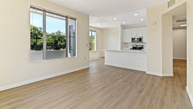 Archstone Fremont Center - Apartments in Fremont, CA | Apartments.com