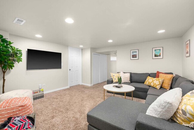 Best Luxury Mountair Acres Apartments for Rent - Salt Lake City, UT ...