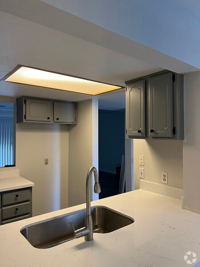 Tempe Terrace Apartments for Rent with Hardwood Floors - Tempe, AZ ...