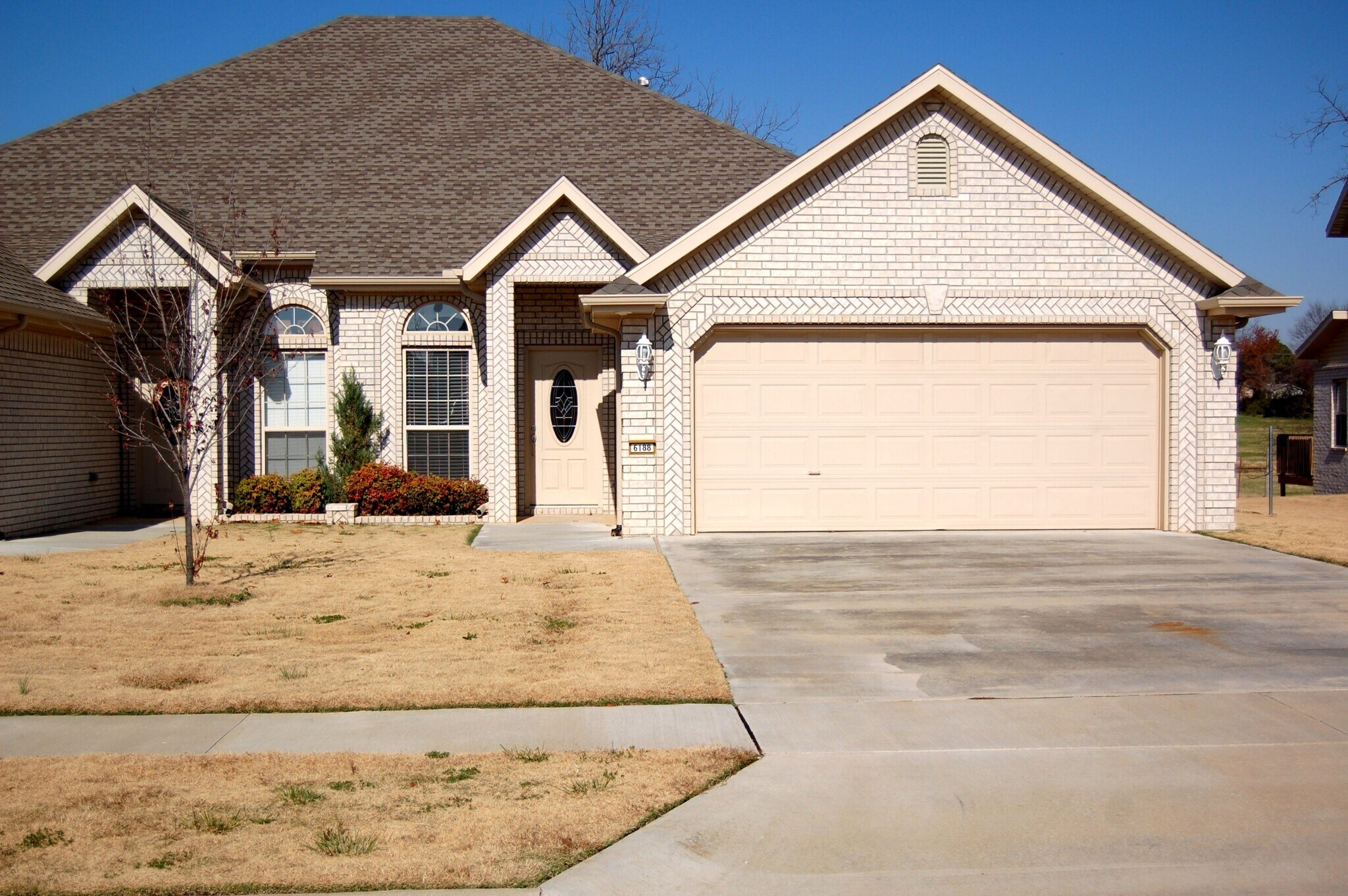 6188 W Milliken Bnd Unit One level Patio Home, Fayetteville, AR 72704 ...