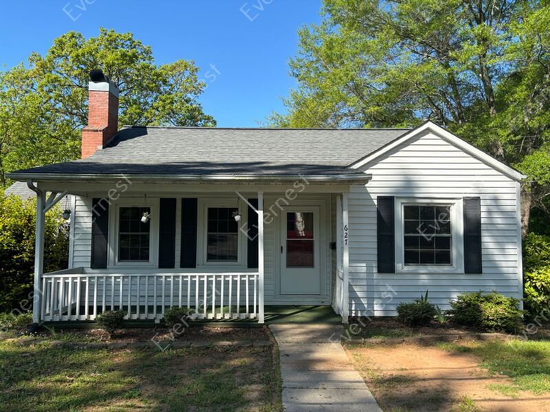 627 N Flint St, Lincolnton, NC 28092 - House Rental in Lincolnton, NC ...