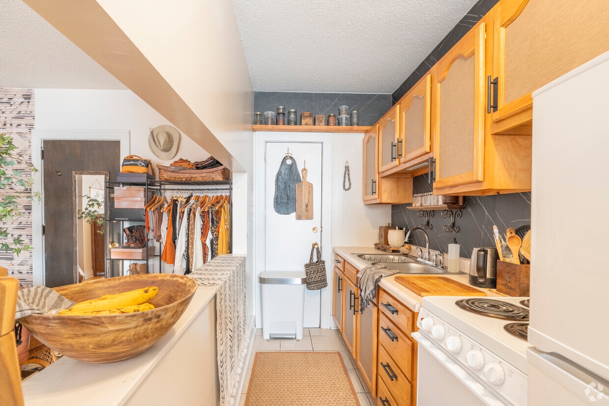 Copenhagen Enterprises - 26 Oak Grove St Minneapolis, MN 55403 ...