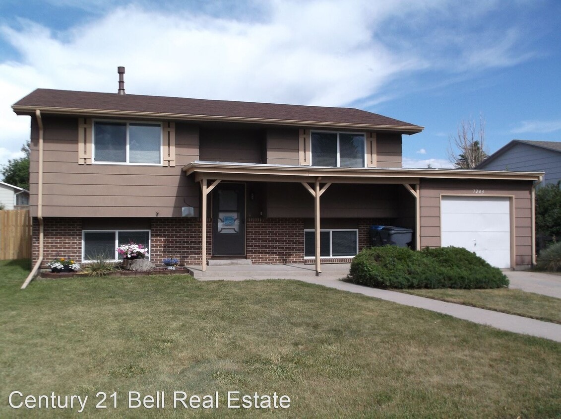 7243 Bomar Dr, Cheyenne, WY 82009 - House Rental in Cheyenne, WY ...