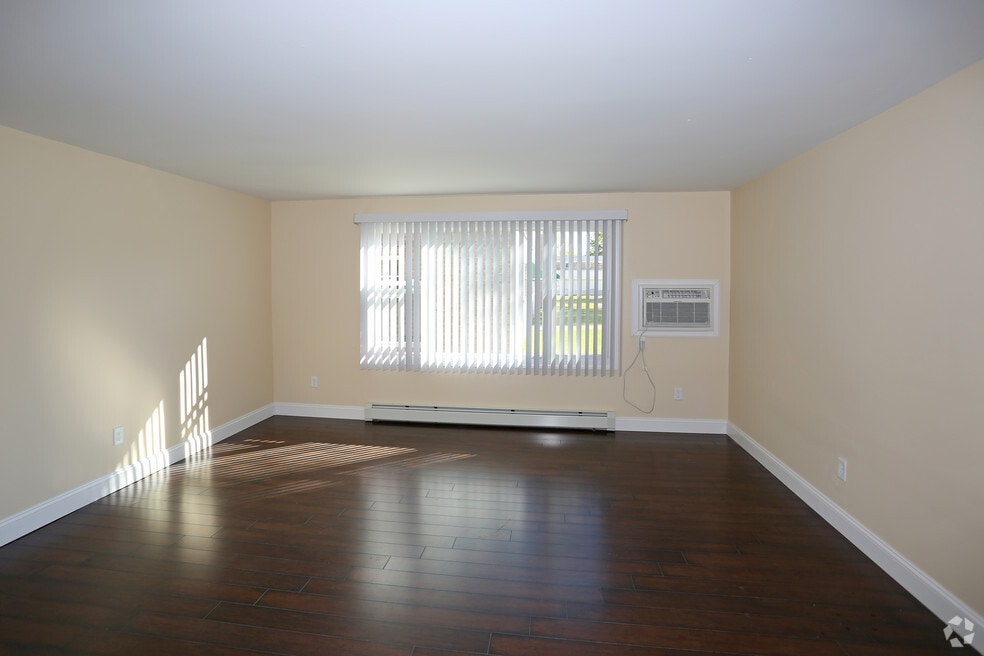 Apartments for Rent with Extra Storage Near Liberty Park | Apartments.com