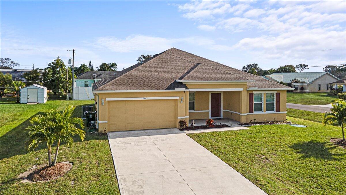 701 NE Perch Ln, Port Saint Lucie, FL 34983 - House Rental in Port ...