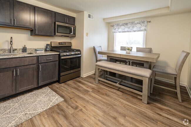 Aecro Acres Apartments for Rent with Extra Storage - Middle River, MD ...