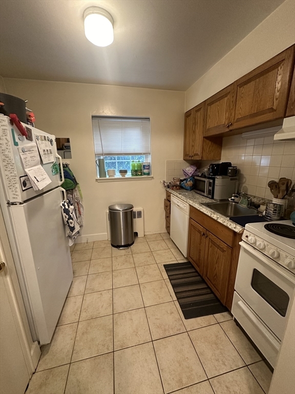 7 Charlesbank Rd Unit 4, Newton, MA 02458 - Newton, MA, 02458 ... 7 Charlesbank Rd Unit 4, Newton, MA 02458 - Newton, MA, 02458 ...