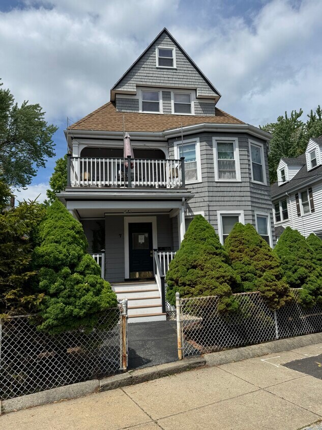 7 Alcott St Unit 2, Boston, MA 02134 - 7 Alcott St Boston, MA 02134 ...