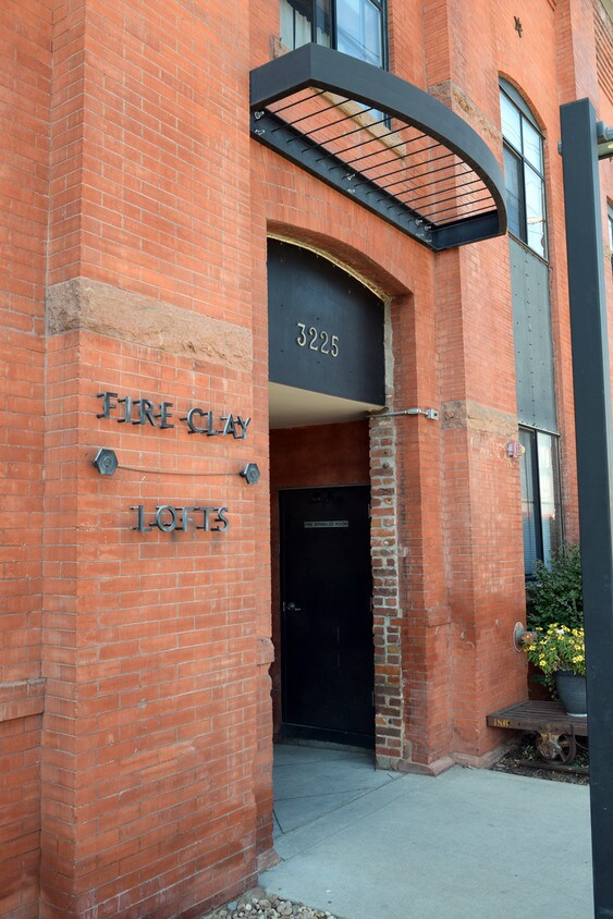 3225 Blake St Unit 1, Denver, CO 80205 - Condo for Rent in Denver, CO ...