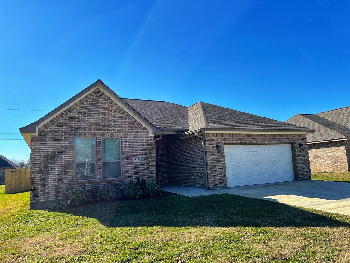 129 Shannon St, Angleton, TX 77515 - House Rental in Angleton, TX ...
