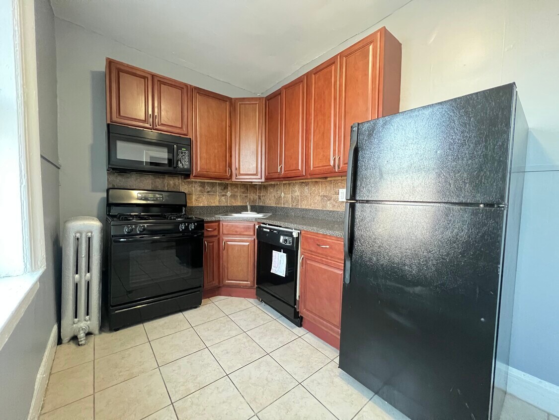 660 Avenue A Unit 14, Bayonne, NJ 07002 - 660 Avenue A Bayonne, NJ 07002 | Apartments.com