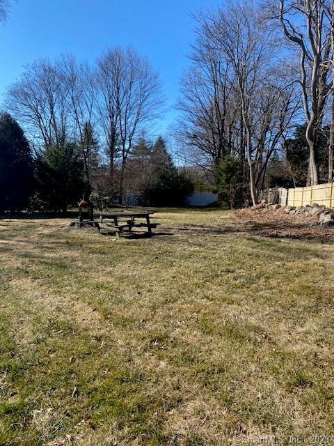 567 Post Rd Unit 1st Floor, Darien, CT 06820 - Room for Rent in Darien ...