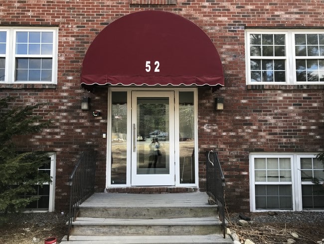 Pine Ridge Estates Apartments - Townsend, MA | Apartments.com