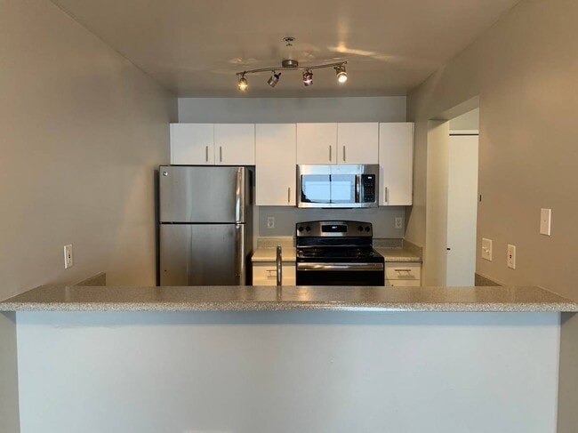 Avanti - Apartments in Seattle, WA | Apartments.com