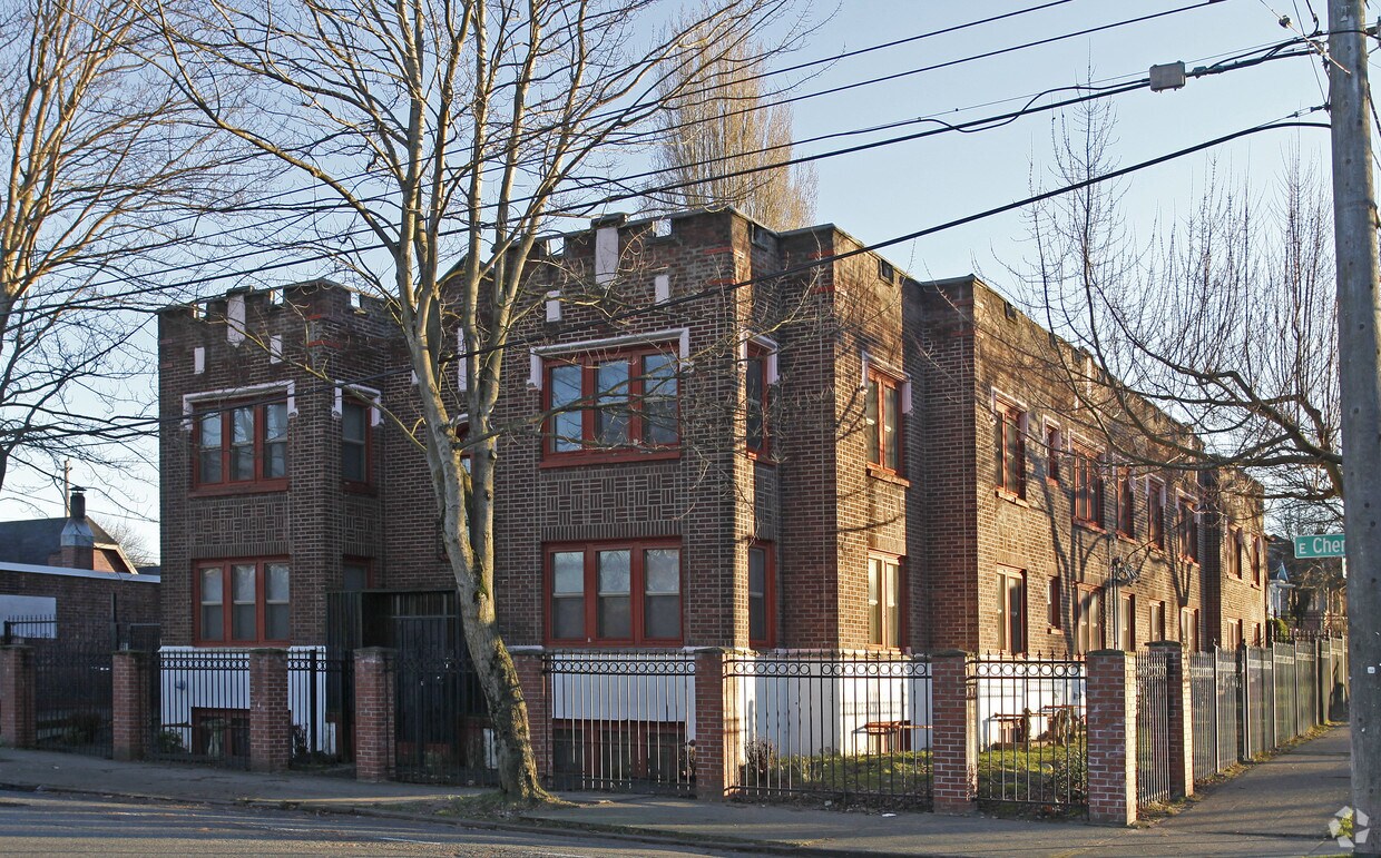 2503 E Cherry St, Seattle, WA 98122 - 2503 E Cherry St Seattle, WA ...