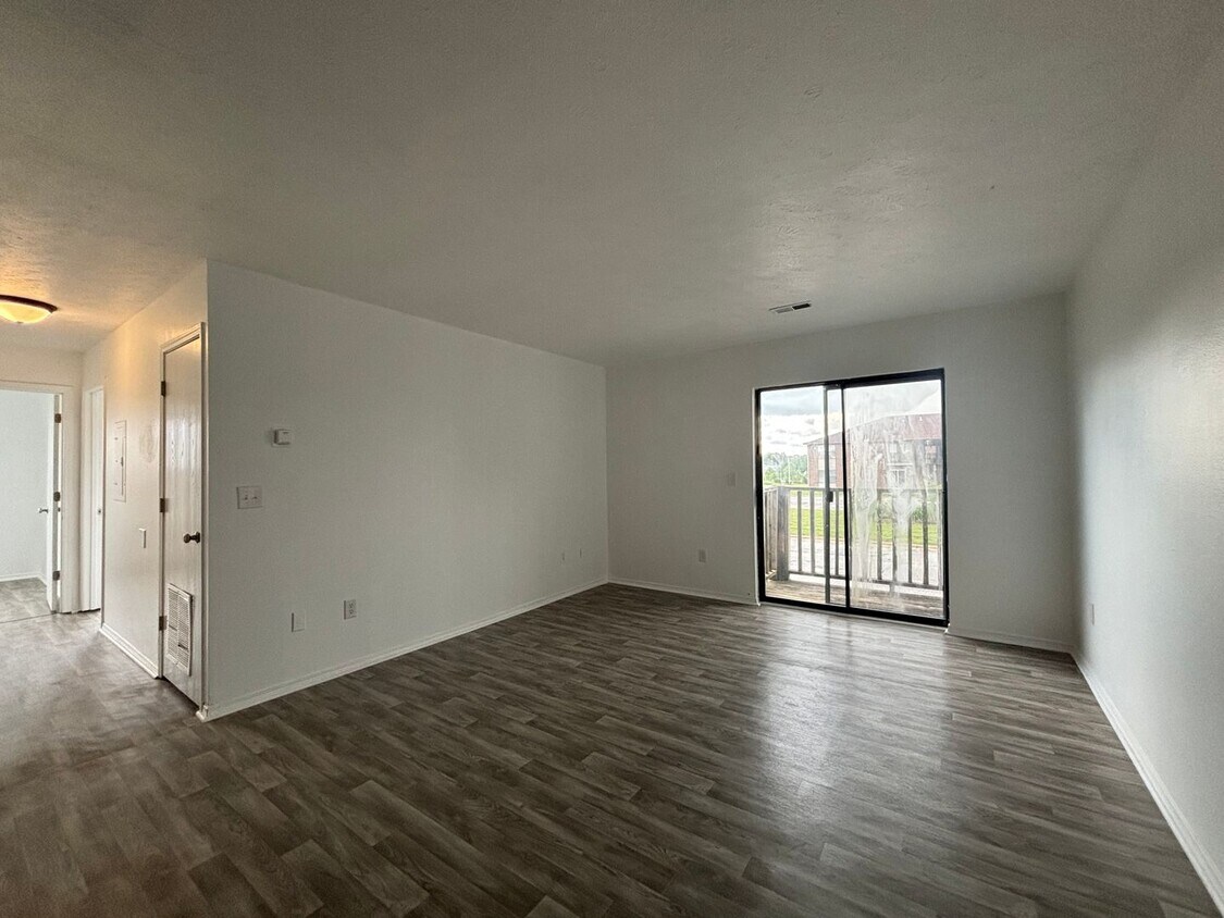 711 Brett Cir Unit Nixa Apartments, Nixa, MO 65714 - Room for Rent in ...