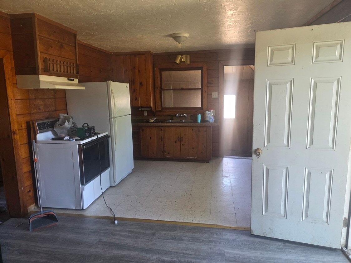 1240 Birch St, Elgin, OR 97827 - House Rental in Elgin, OR | Apartments.com