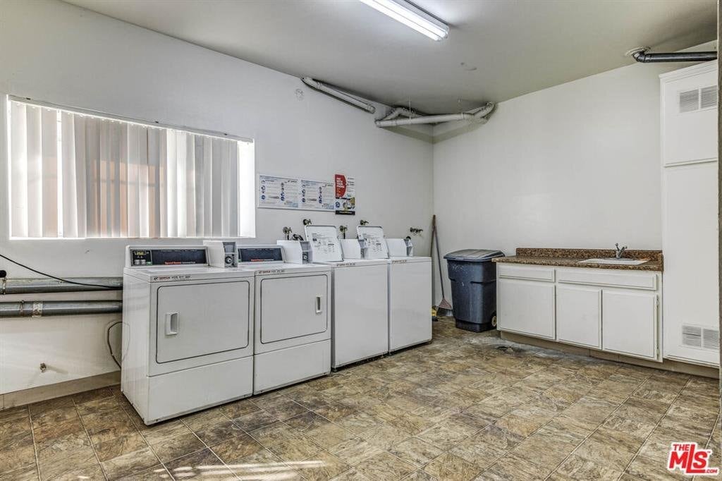 22705 Del Valle St Unit 8, Los Angeles, CA 91364 - Condo for Rent in ...