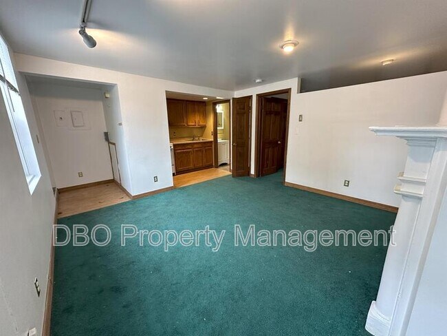 161 Dana Ave, Albany, NY 12208 - Condo for Rent in Albany, NY ...