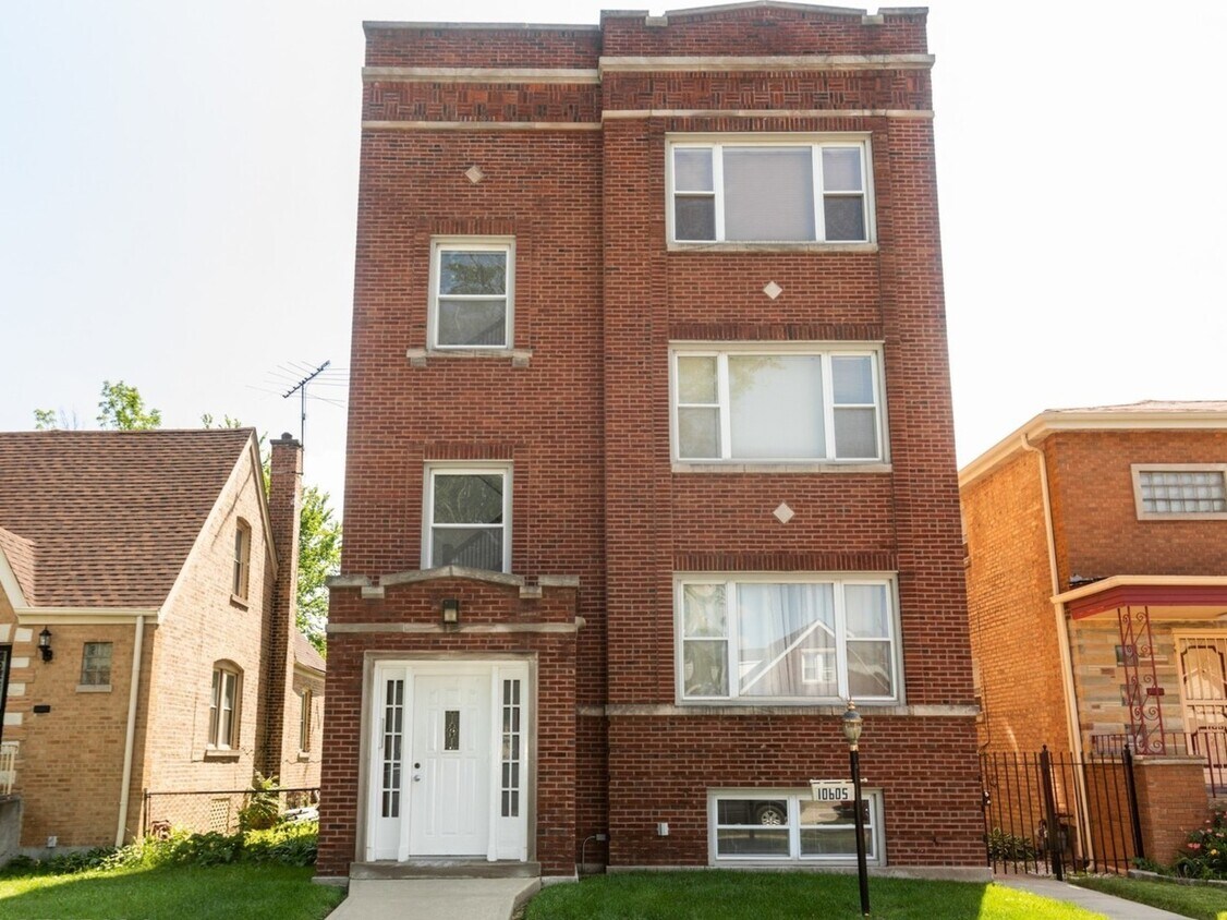 10605 S Prairie Ave Unit 3, Chicago, IL 60628 - Condo for Rent in ...