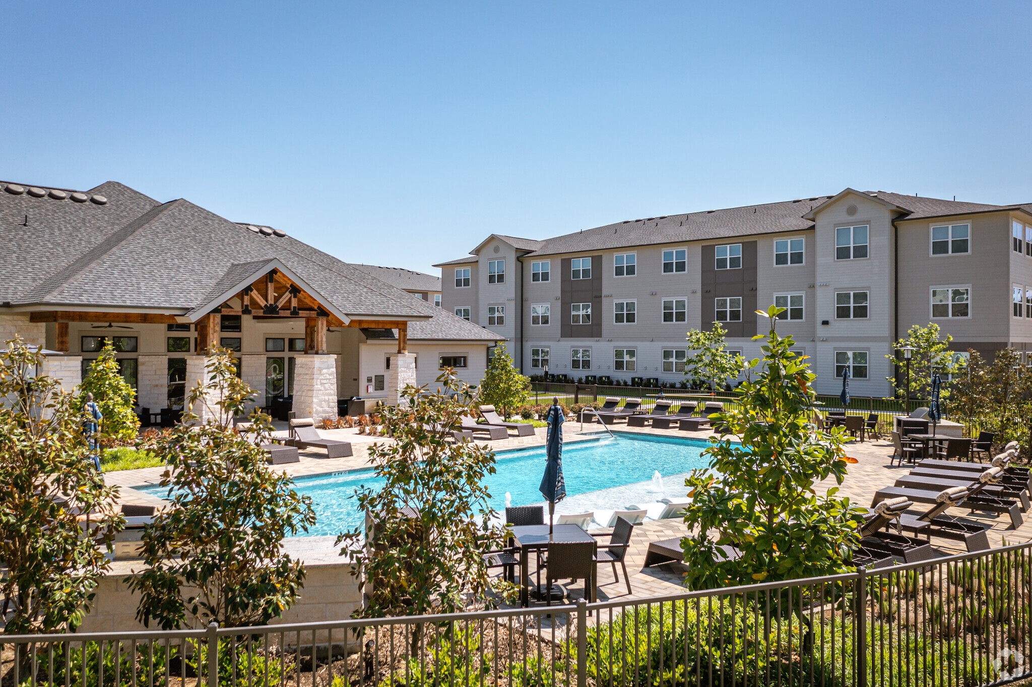 4910 Spring Cypress Rd Spring Tx 77379