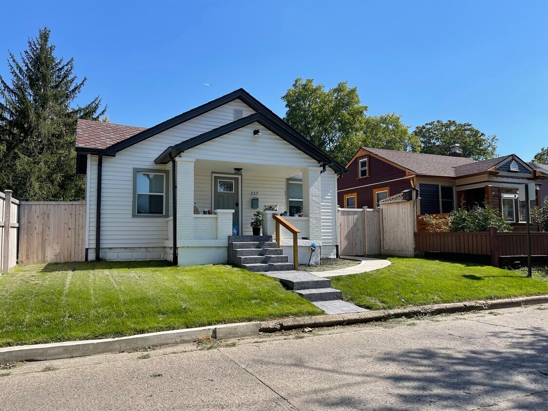 237 N Forest Ave, Indianapolis, IN 46201 - House Rental in Indianapolis ...