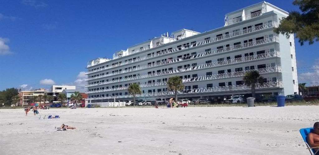 8470 W Gulf Blvd Unit 304, Treasure Island, FL 33706 - Condo for Rent ...