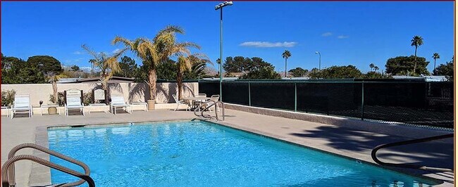 Las Vegas Meadows Active 55+ Apartments - Las Vegas, NV | Apartments.com