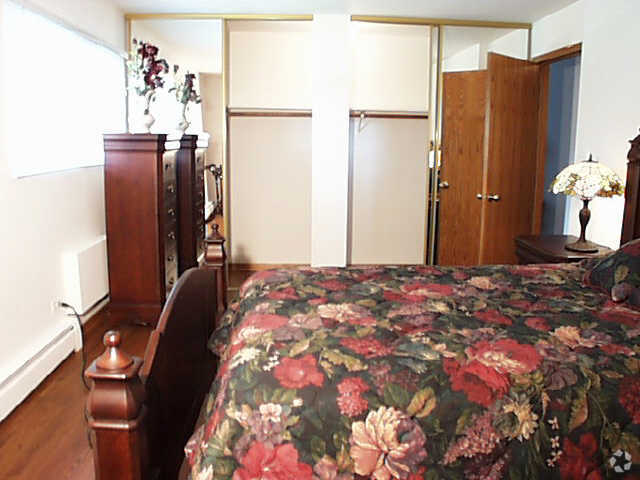 Park Ridge Commons Apartments - Des Plaines, IL | Apartments.com