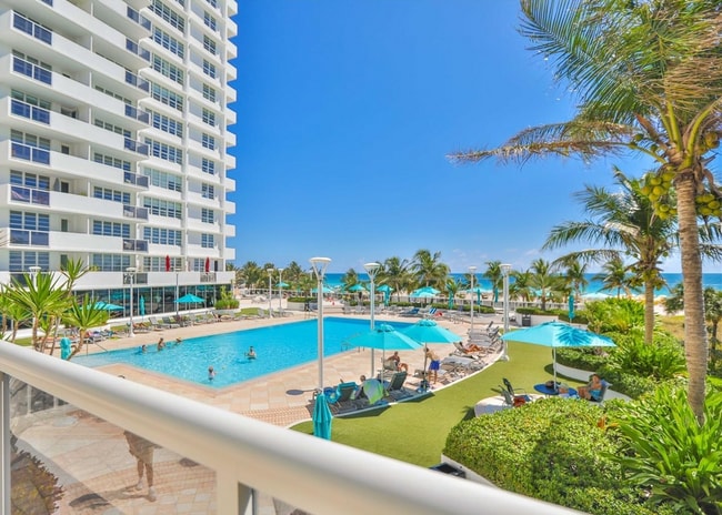 Miami Beach Boardwalk Apartments for Rent with a Yard - Miami Beach, FL - Updated Today ...